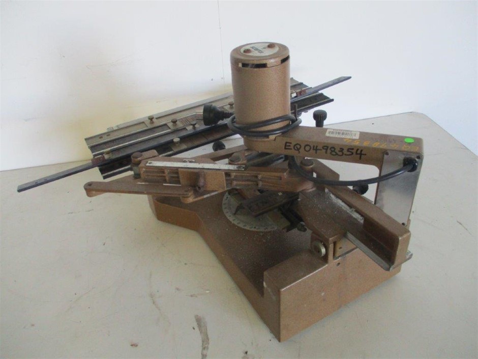 Scripta Pantograph Engraving Machine Auction (0045-7019431) | Grays ...
