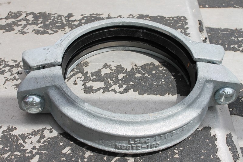 Bundle of 7 x 6500mm x 150mm Galvanised Shouldered End Pipe with 7 x ...