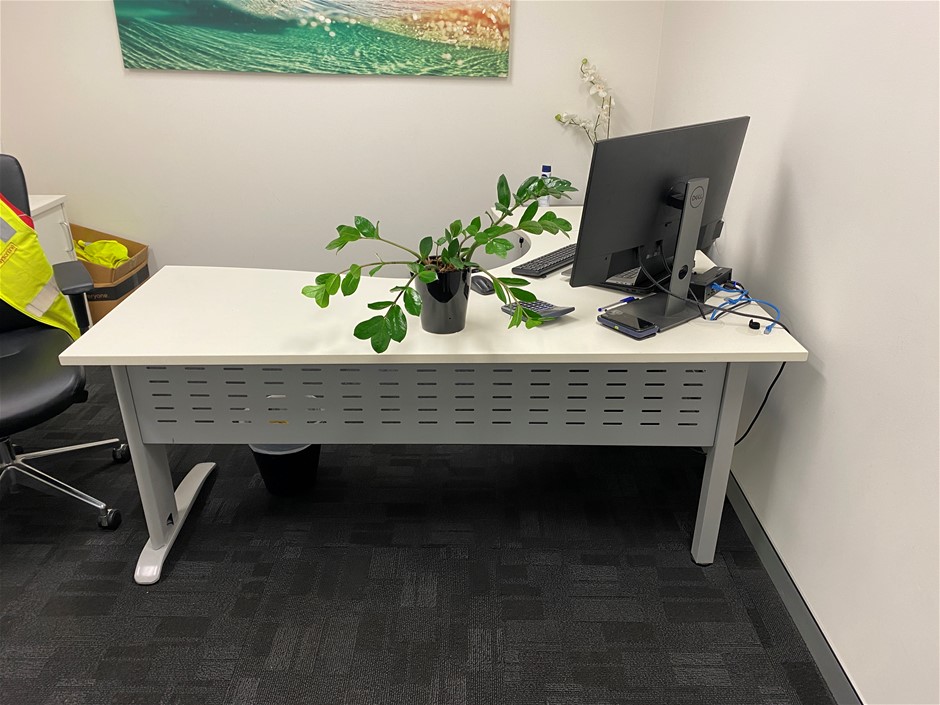 Office Desk & Computer System Auction (0001-9017739) | Grays Australia