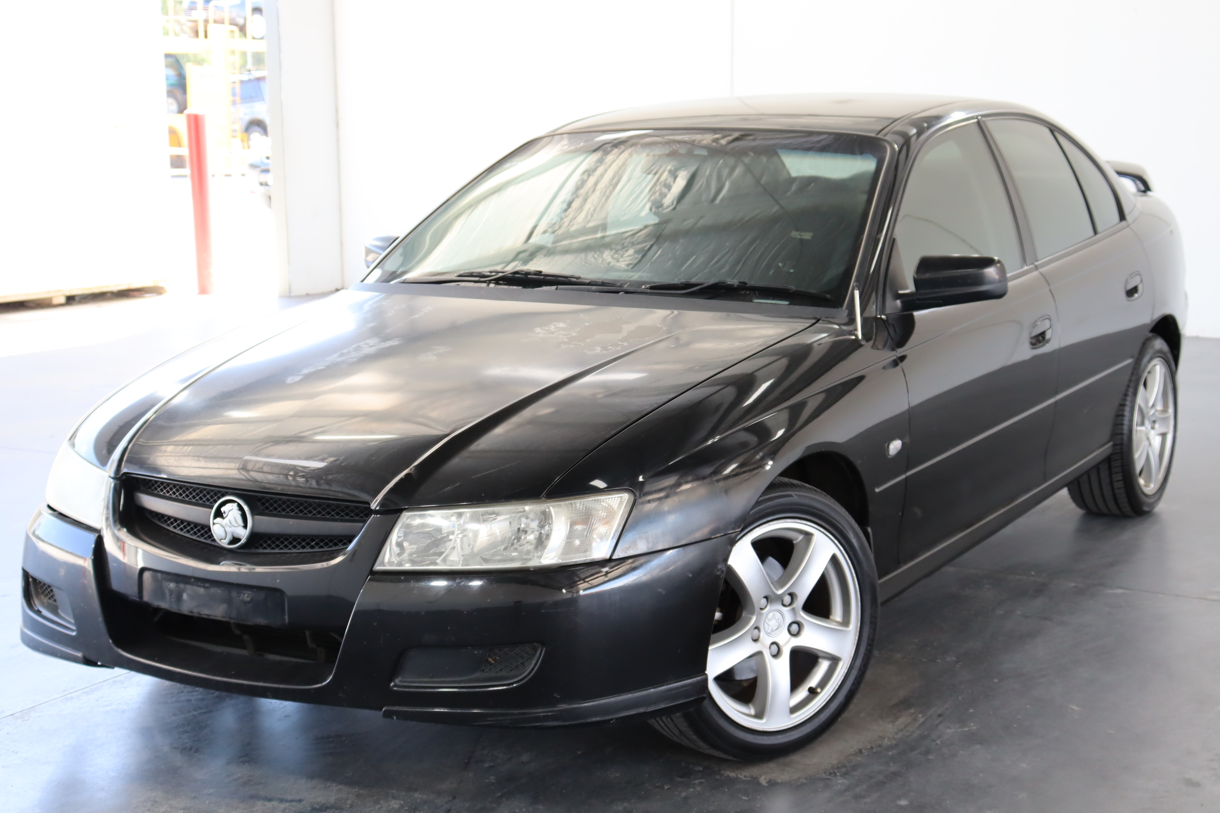 2005 Holden Commodore Executive VZ Automatic Sedan Auction (0001 ...