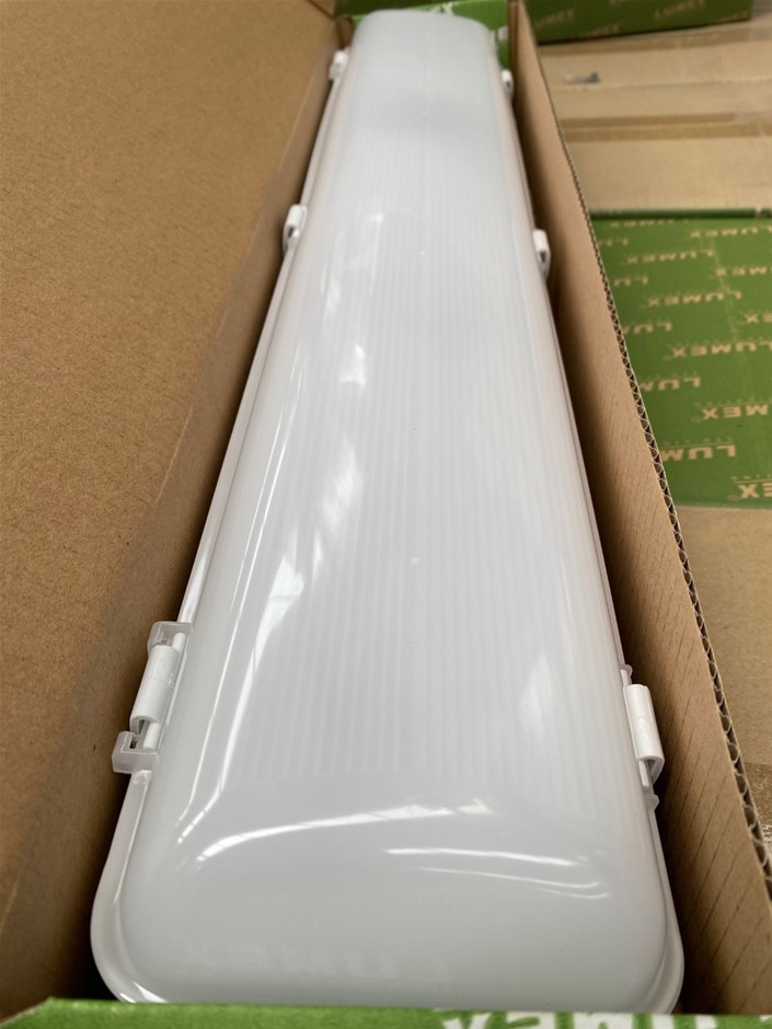 Lumex Linearq Weatherproof Diffused Led Batten Ip65 Single Cool White