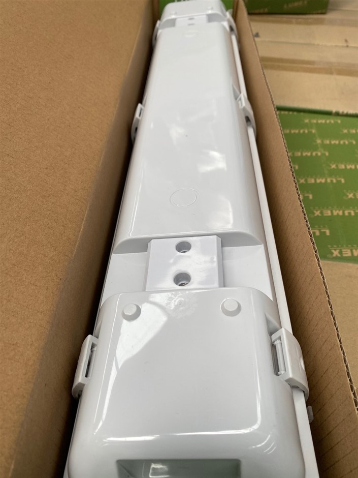 Lumex LinearQ Weatherproof Diffused LED Batten IP65 Single Cool White ...