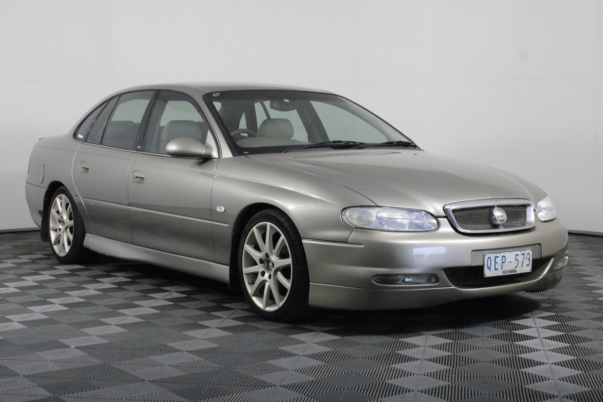 2000 Holden Statesman HSV Grange WH Automatic Sedan Auction (0001 ...