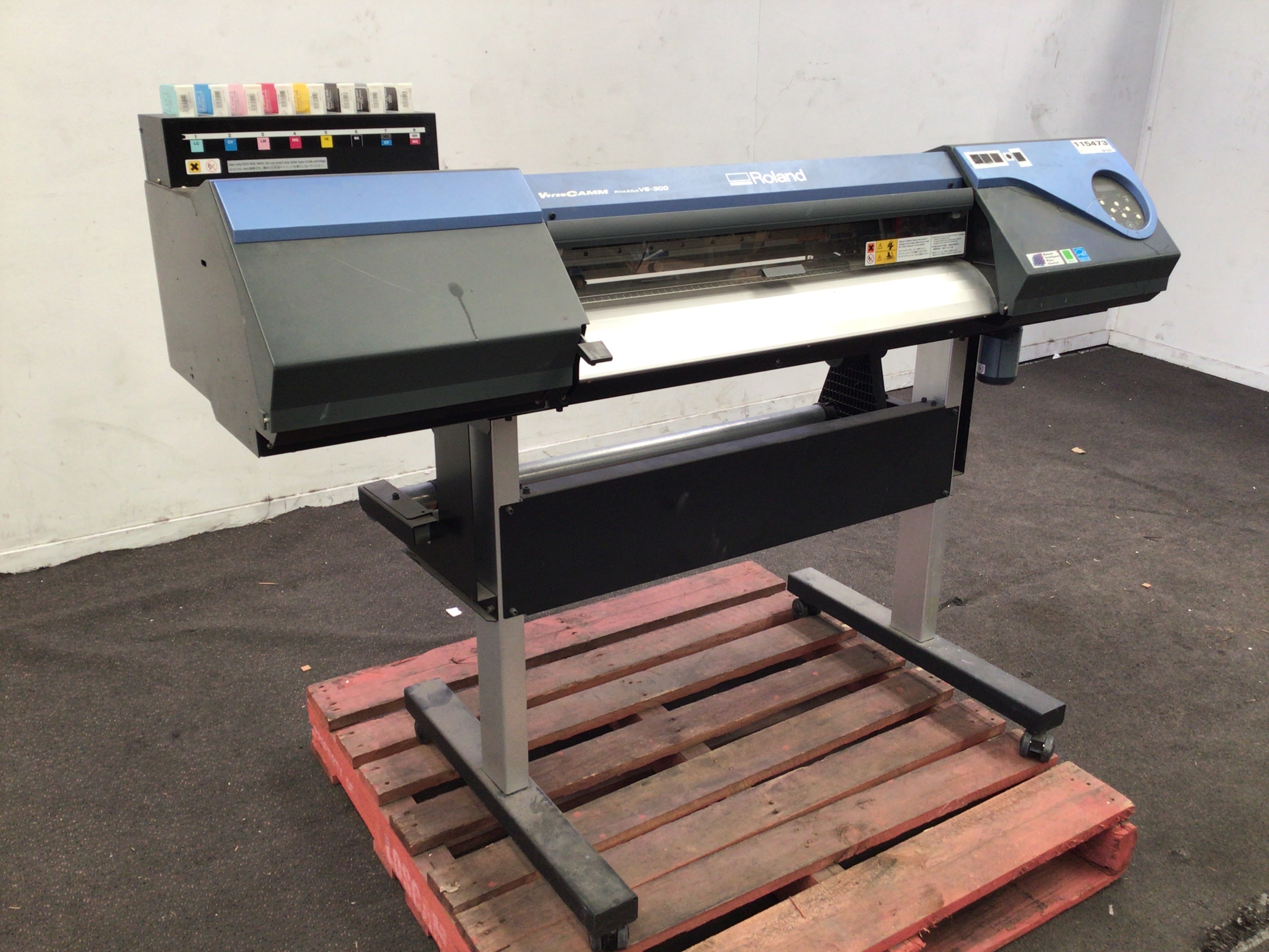 Roland VS-300 Print/Cut machine Auction (0077-7032450) | Grays Australia