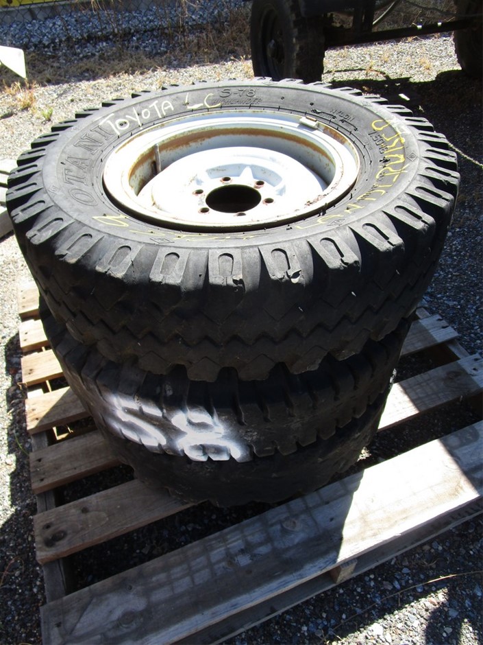 Toyota Landcruiser Split Rims Auction (0058-7031437) | Grays Australia