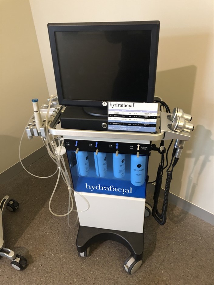 Hydrafacial MD Tower Hydra Facial Machine Auction (0002-8013654 ...