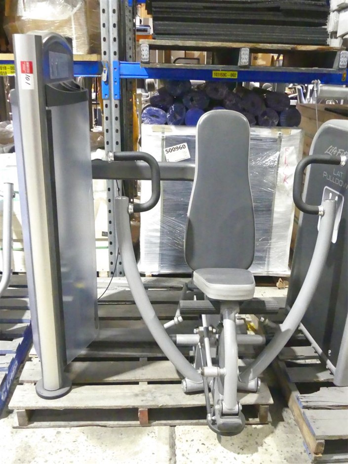 Life Fitness Chest Press Machine Auction (0101-5044874) | Grays Australia