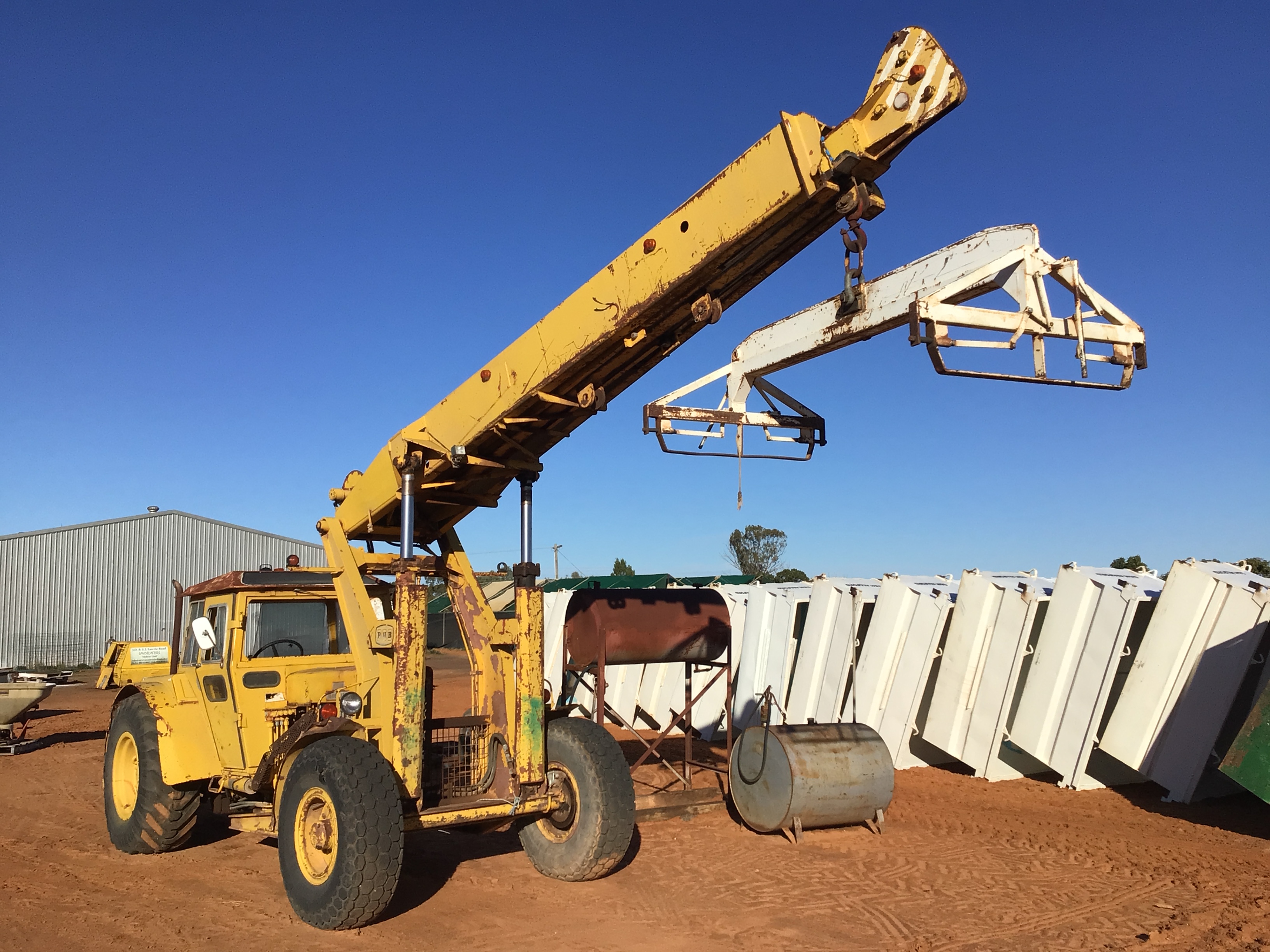 1977 Chamberlain Mobilift Yard Crane Auction (0092-3019054) | Grays ...