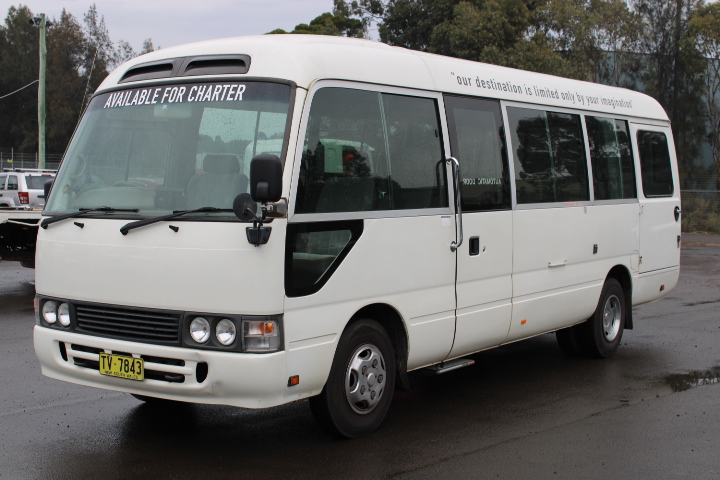 2001 Toyota Coaster DELUXE (LWB) HZB50R Manual 16 Seats Bus Auction ...