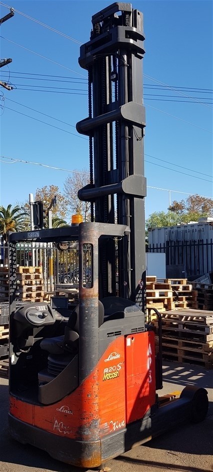 2011 Linde R20S-12 Electric Ride On High Reach Forklift Auction (0001 ...