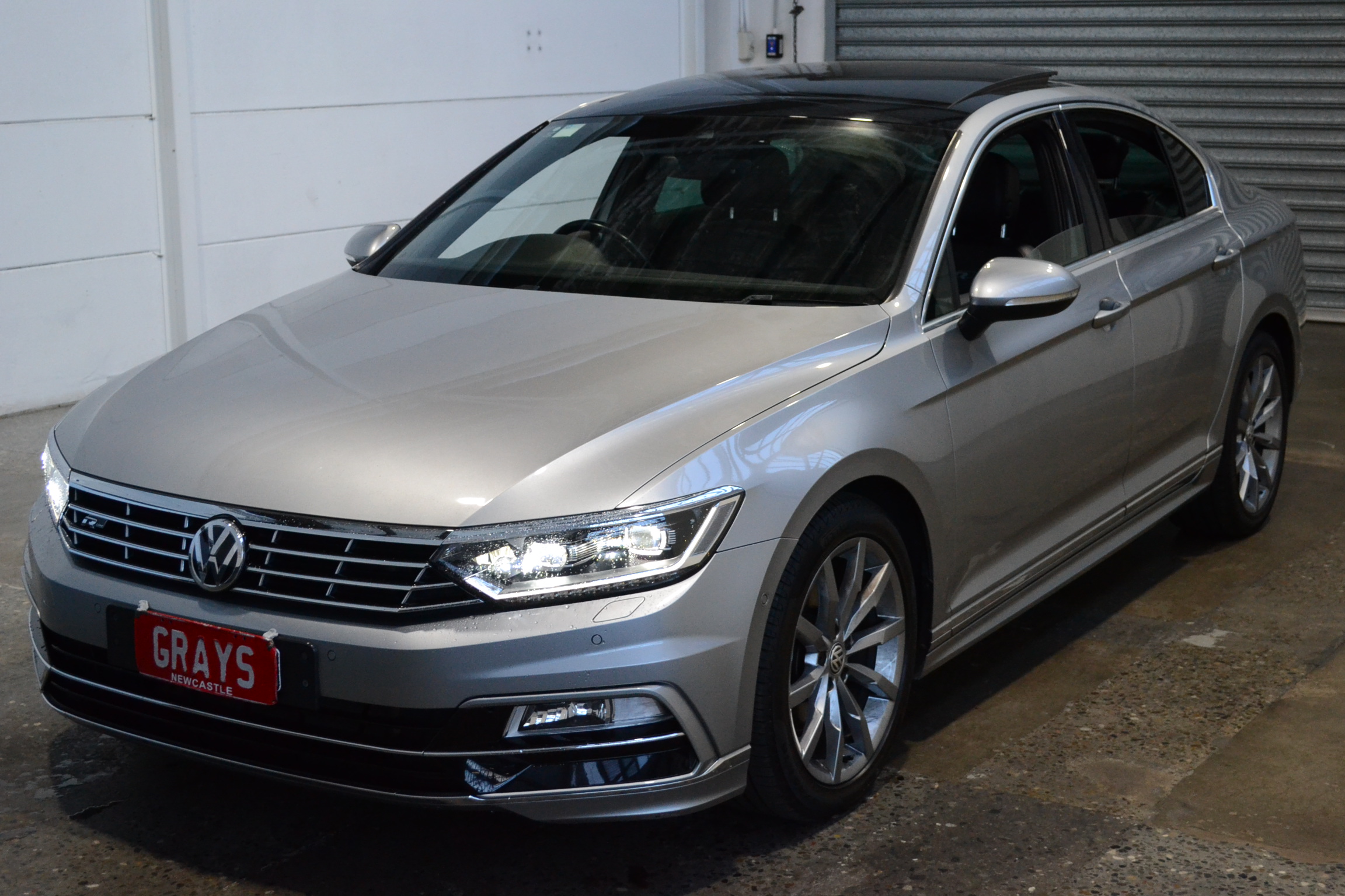 2017 Volkswagen Passat 140TDI Highline B8 Turbo Diesel Automatic Sedan ...