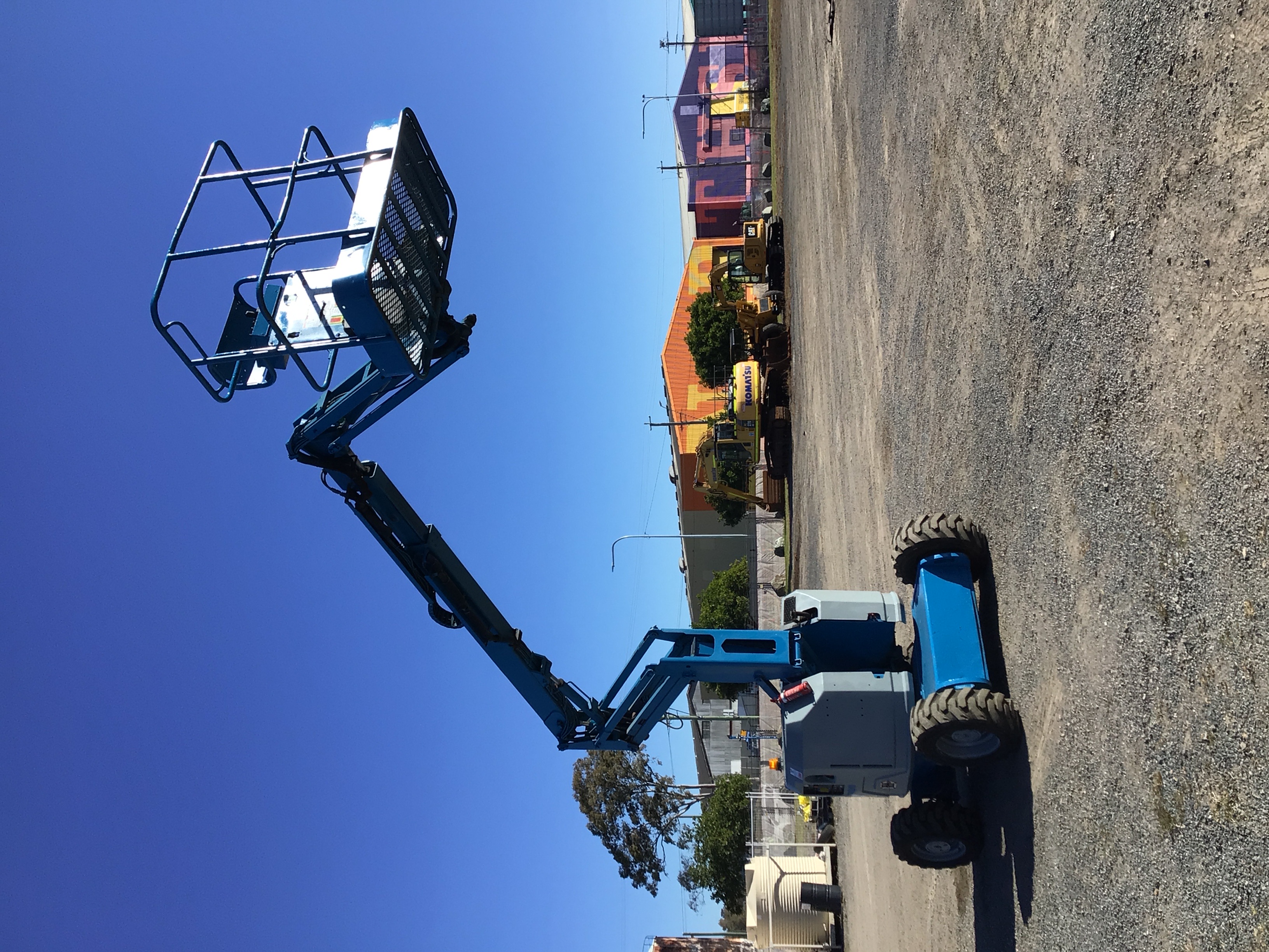 2010 Genie Z34/22 4WD Knuckle Boom Lift Auction (0079-7033132) | Grays ...
