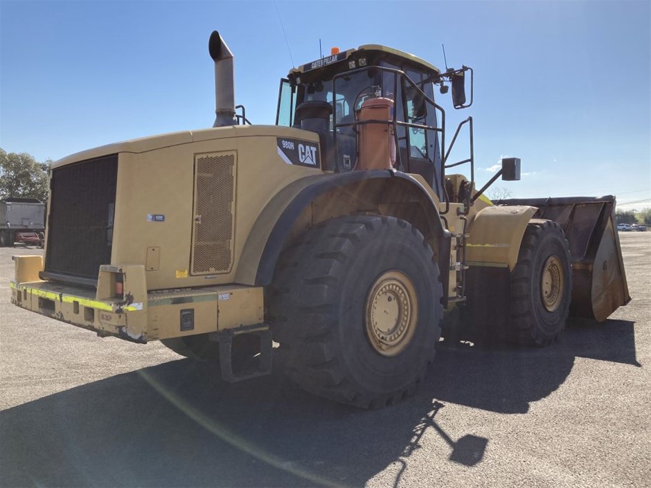 Cat 980h Loader Loading Coal Truck