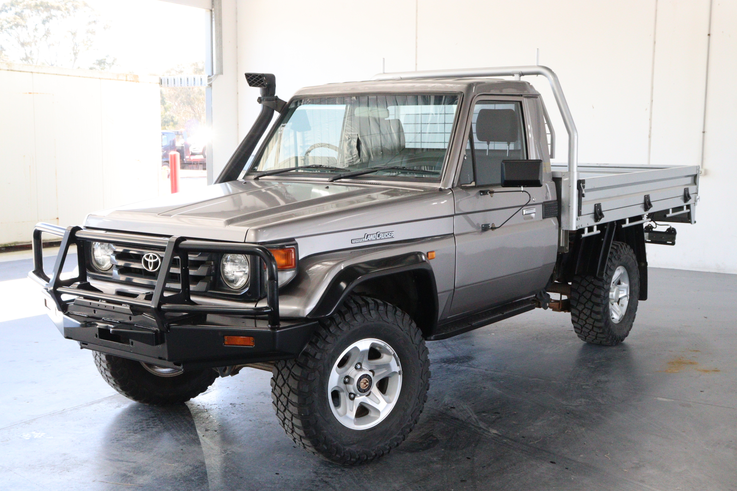 2003 Toyota Landcruiser HDJ79R Turbo Diesel Manual Cab Chassis Auction ...