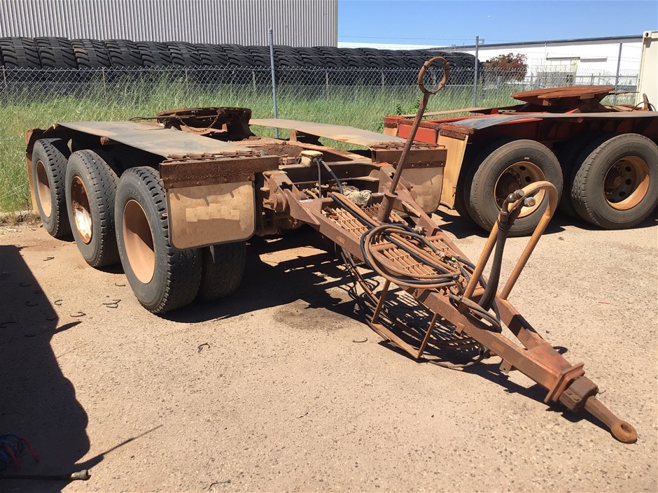 Tri-Axle Dolly Trailer with Turntable Auction (0016-9025727) | Grays ...