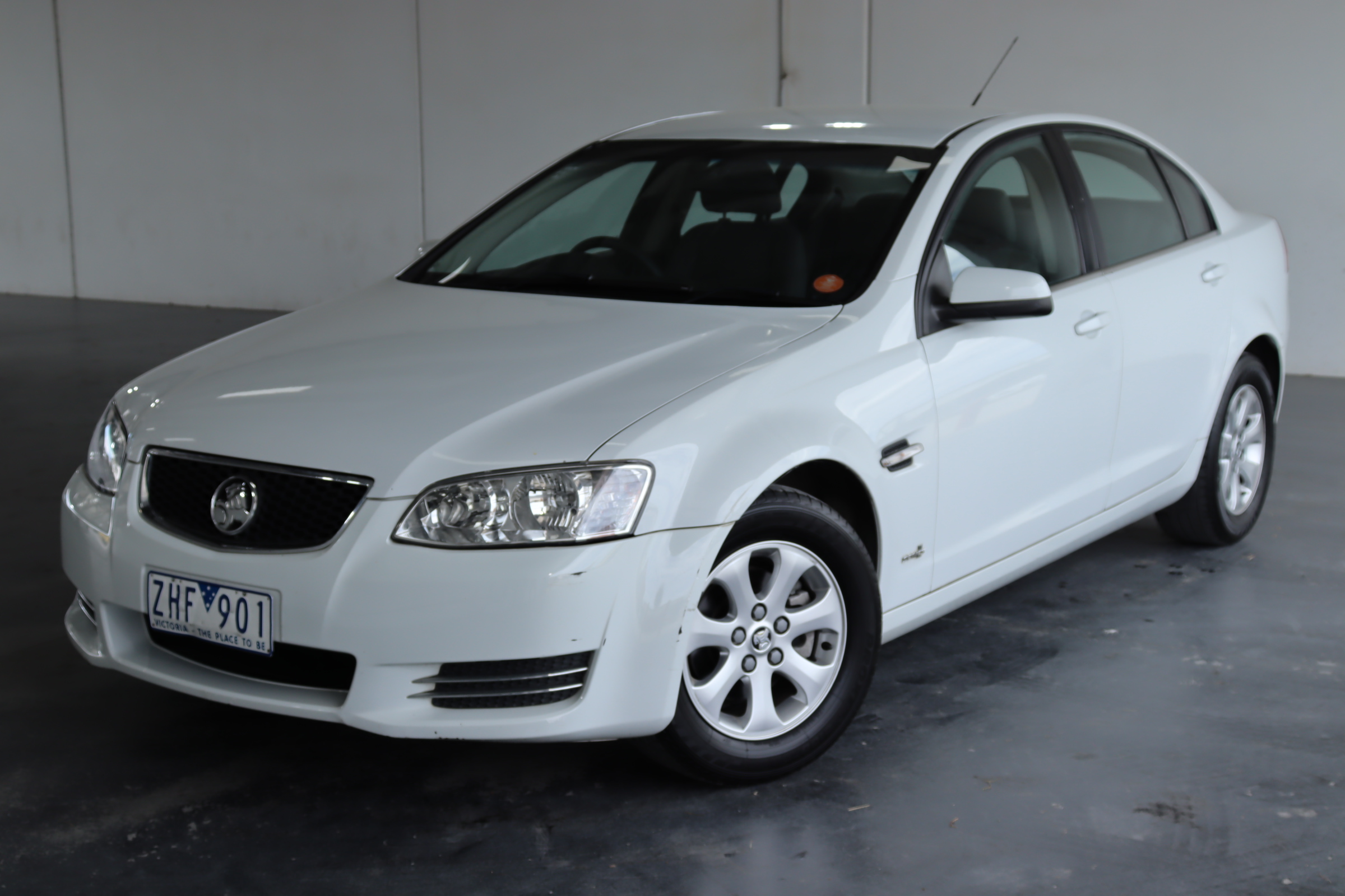 2012 Holden Commodore Omega VE Automatic Sedan Auction (0001-20036921 ...