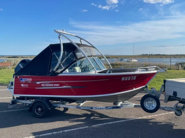 QUINTREX 490 FREEDOM SPORT Auction (0001-20020314) | Grays Australia