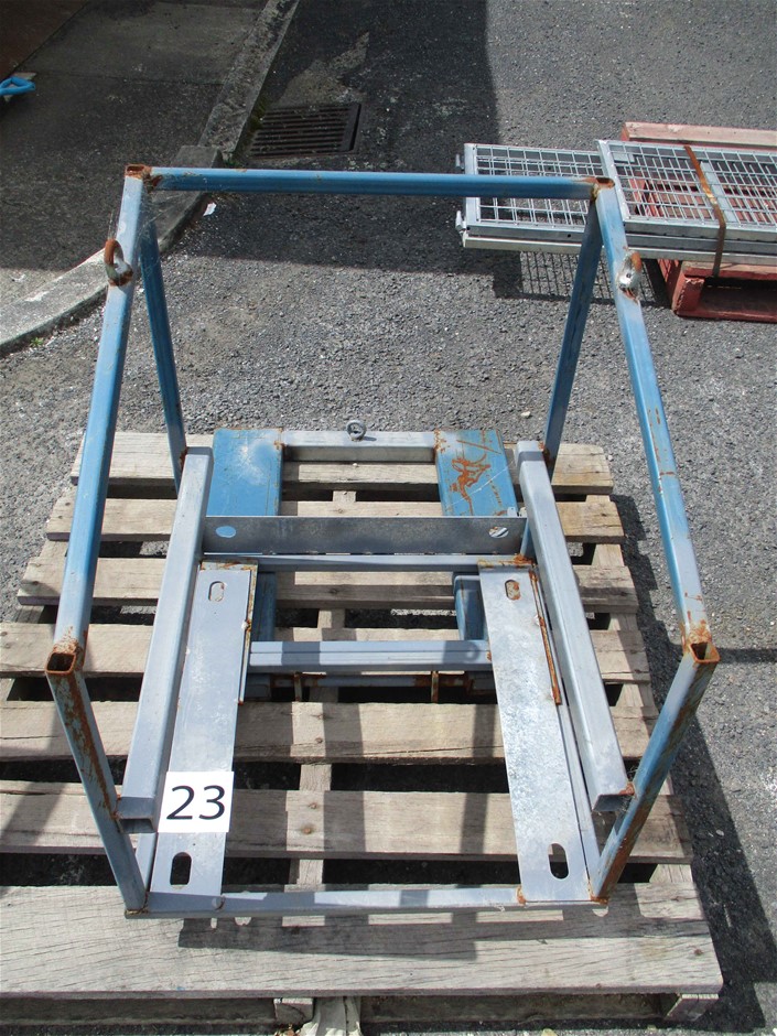 Home-Made 240L Garbage Bin Tipping Frame Auction (0019-5046856) | Grays ...