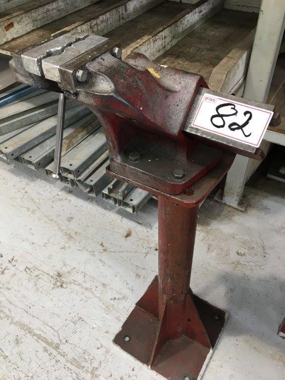 Dawn 100 Vice with Stand Auction (0082-3020640) | Grays Australia