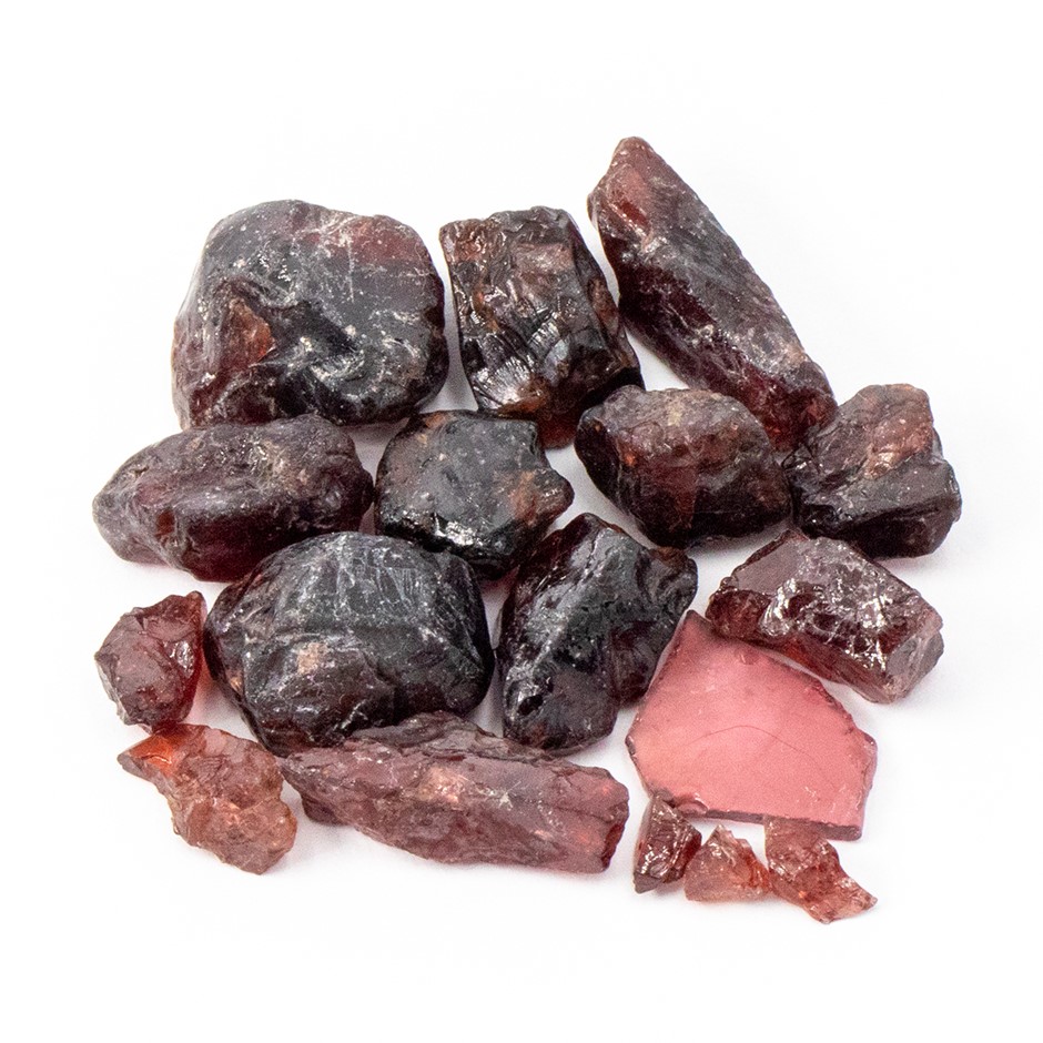 101.03ct Large Size Rough Garnet Parcel Auction (0001-2548059) | Grays ...