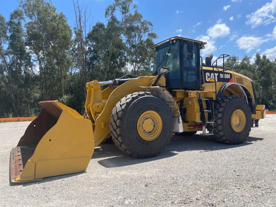 2015 Caterpillar 980M Articulated Wheeled Loader with Bucket Auction ...