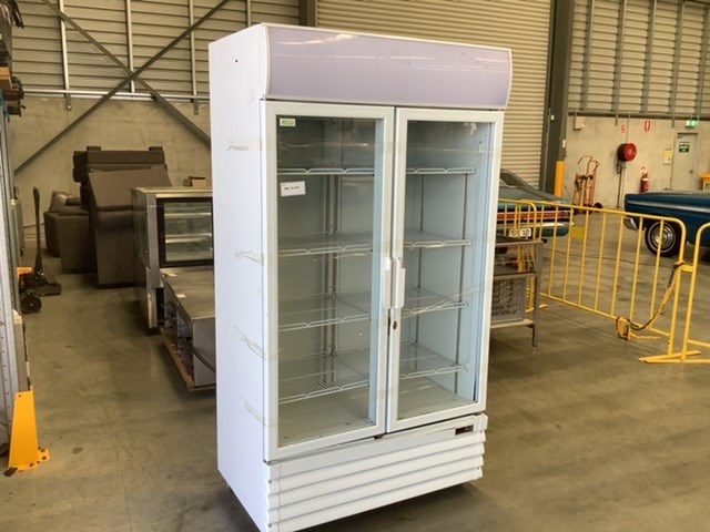 Temperate Thermaster 2 Door Drink Fridge Auction (0005-9029452) | Grays ...