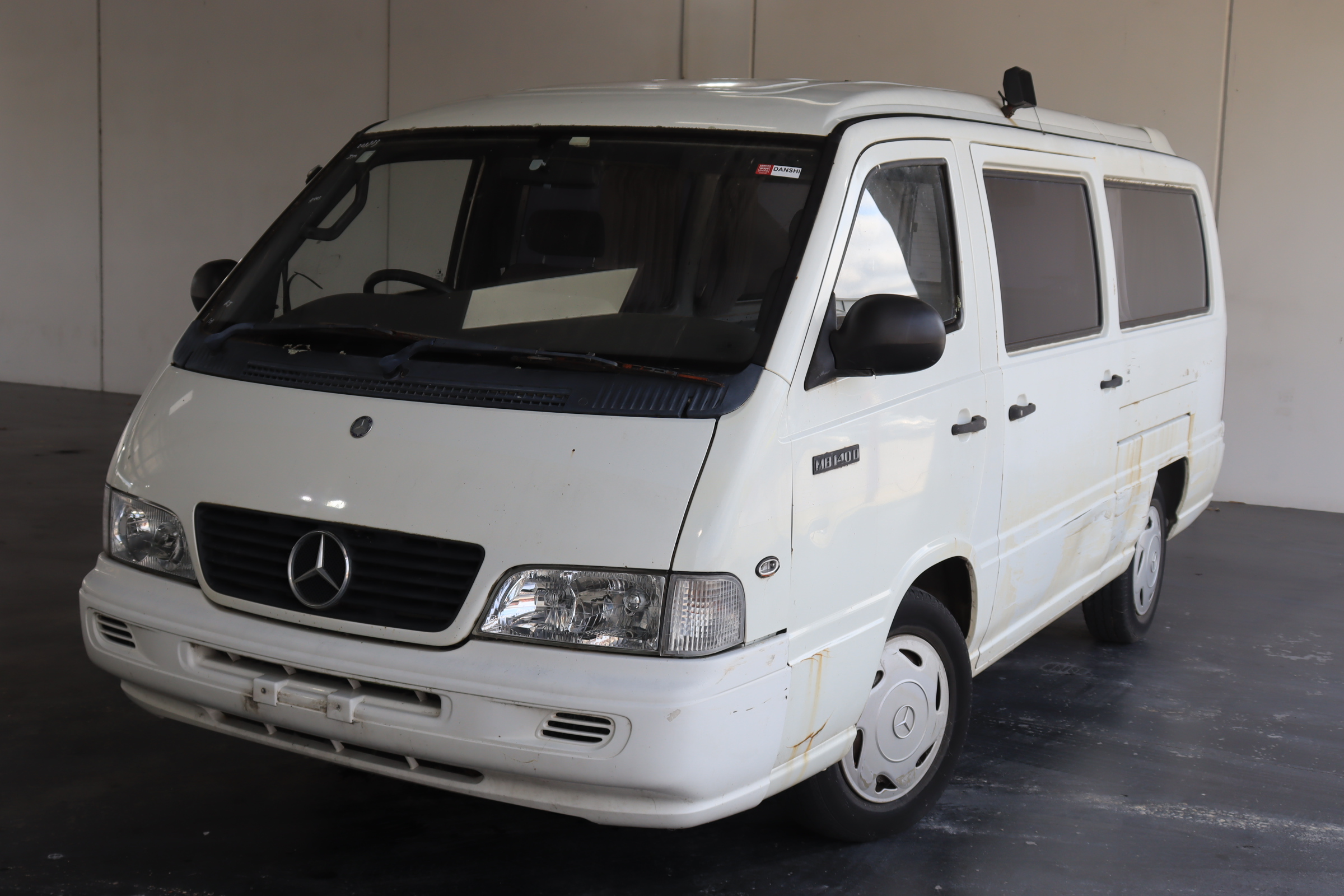 2001 Mercedes Benz MB 140D Manual Van Auction (0001-20043849) | Grays ...