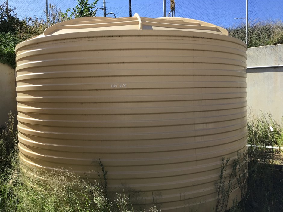 Camel Tanks 24,424 Litre Poly water tank Auction (0103-7036892) | Grays ...
