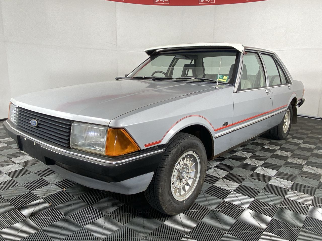 1980 Ford Falcon XD Sedan - Millionth Limited Edition Auction (0001 ...