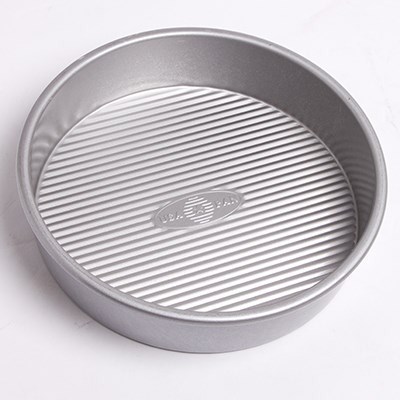 Buy USA Pan Large Round Cake Pan - 25.4cm x 5.1cm | Grays Australia