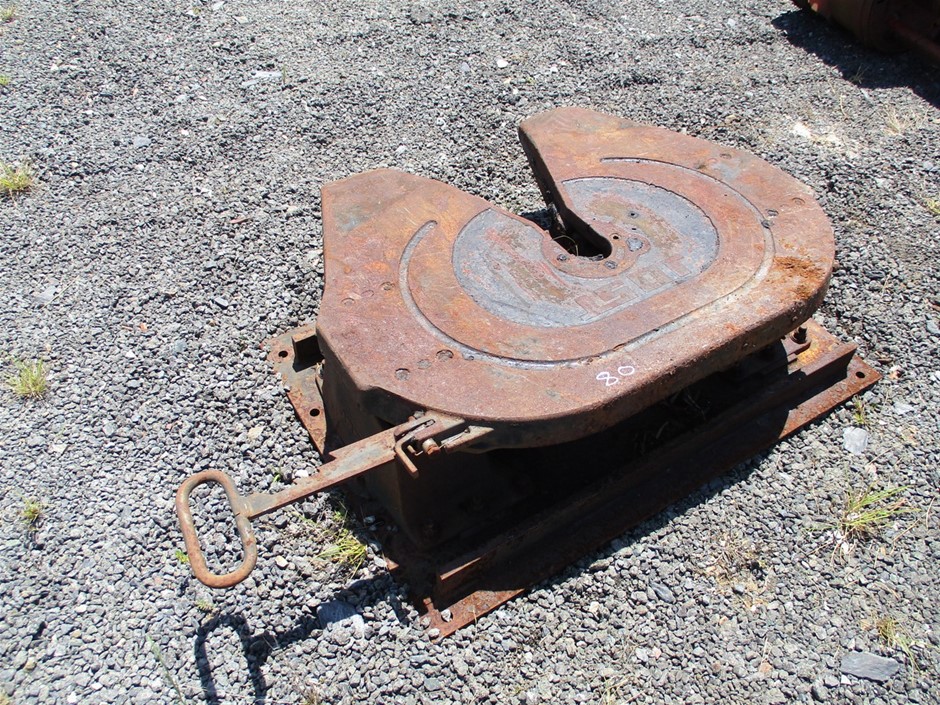 Truck Turntable and Base Plate, Holland Jost Auction (0074-7037317 ...