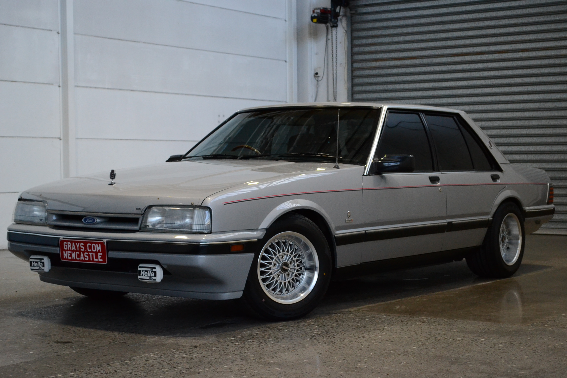 1987 FORD XF FAIRMONT AUTO 119KMS ONLY LOG BOOKS Auction (0001-10051618 ...