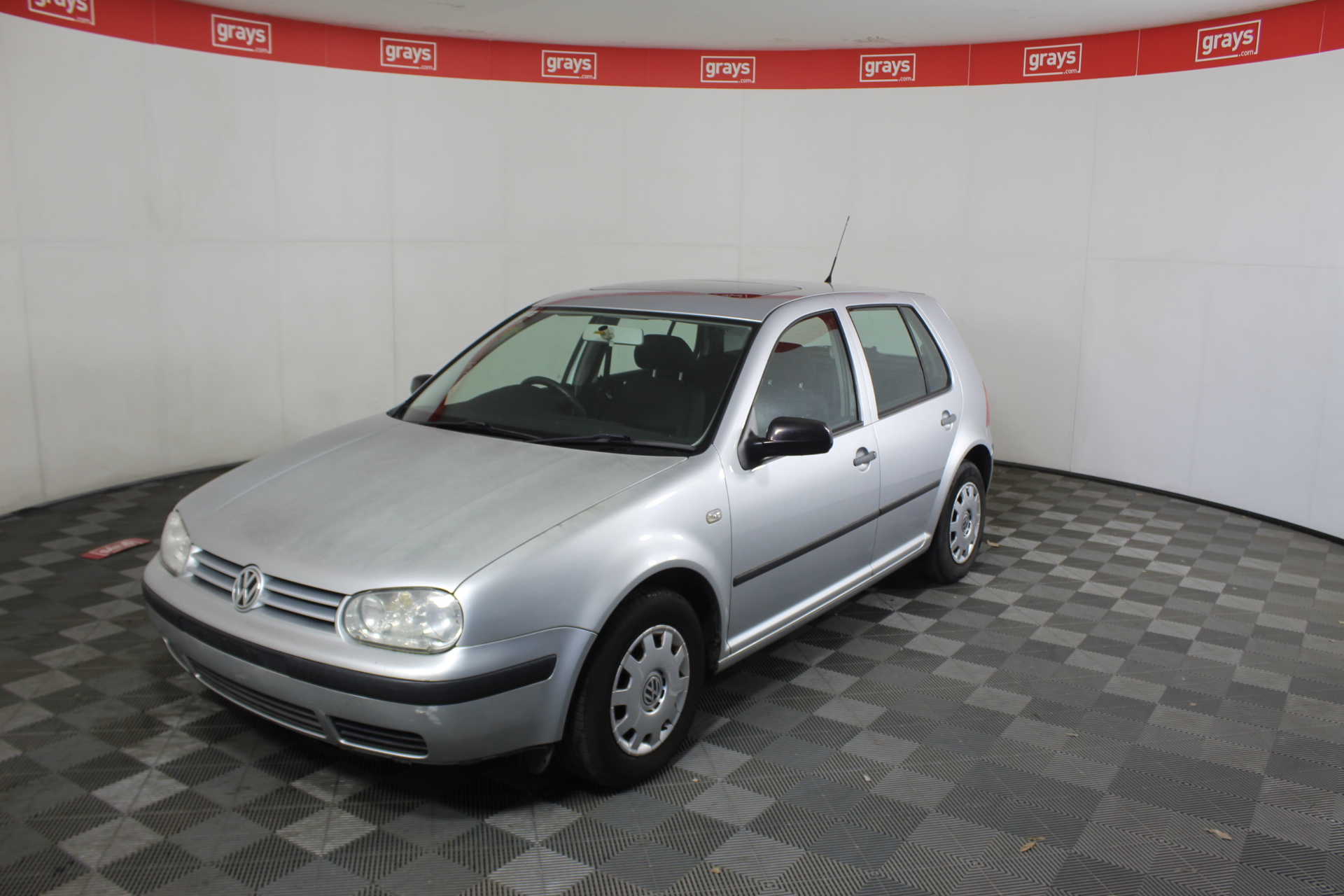 2001 Volkswagen Golf GL A4 Automatic Hatchback Auction (0001-10319498 ...