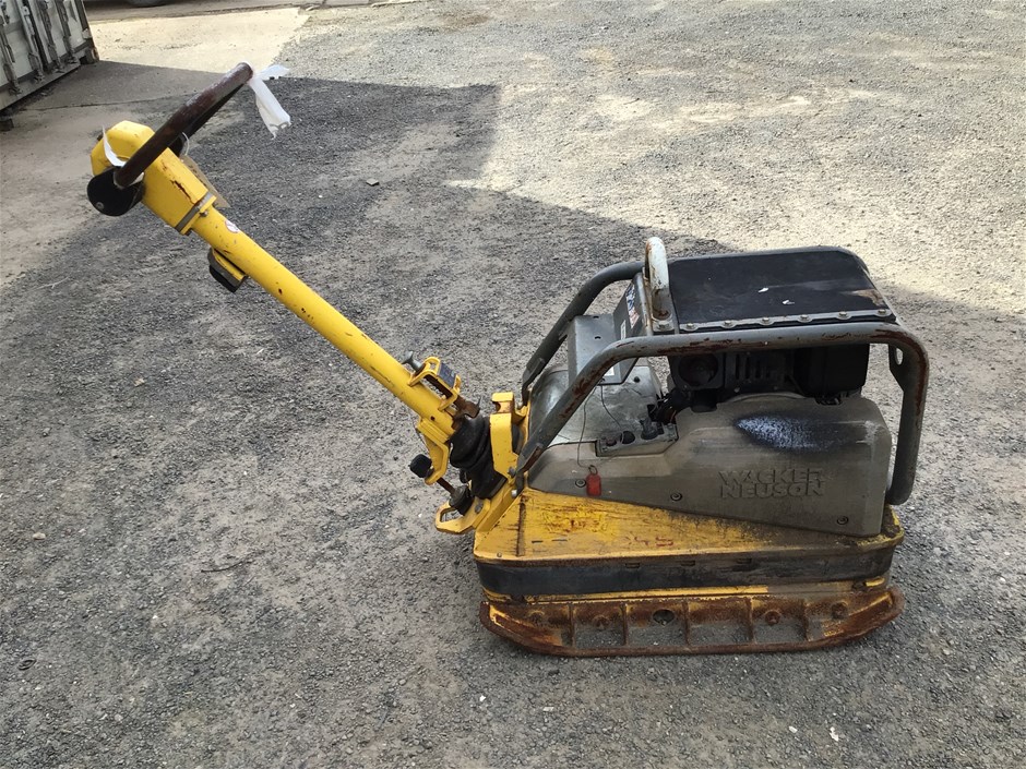 Wacker Neuson Plate Compactor Reversible 300kg Diesel Auction (0044 ...