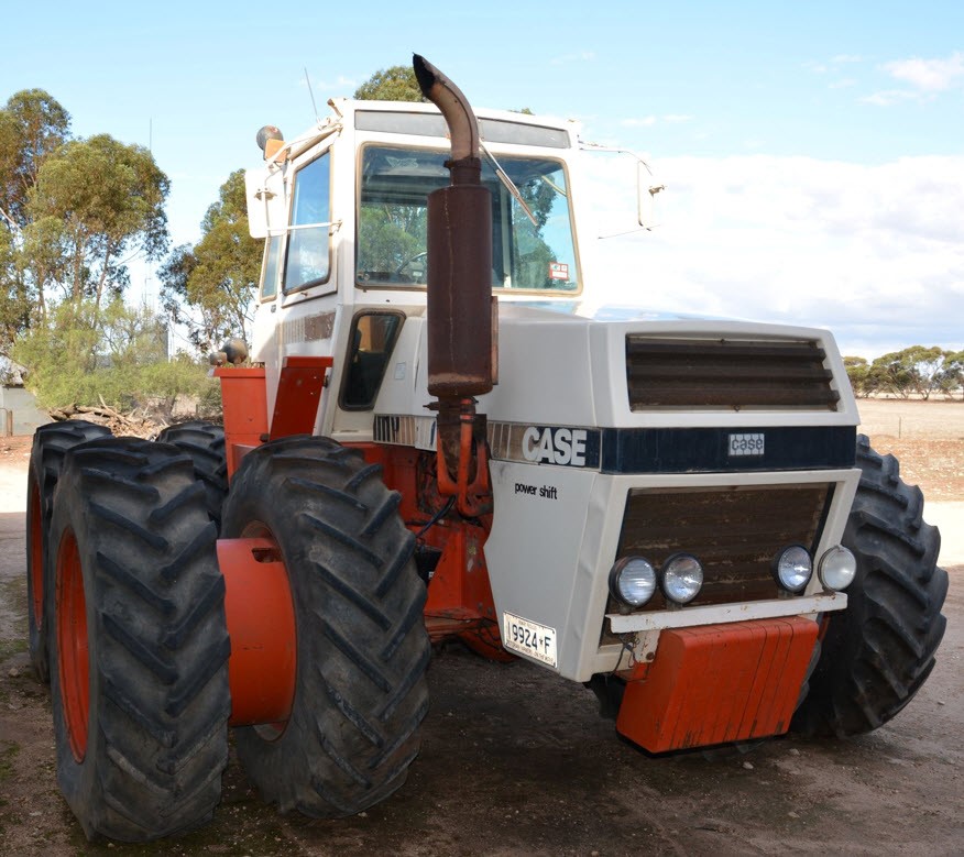 1986 CASE 4496 Tractor