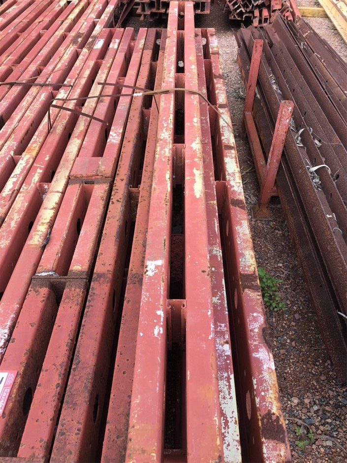 Qty 19 x 4.0m Boral Strongbacks Auction (0592-7037977) | Grays Australia
