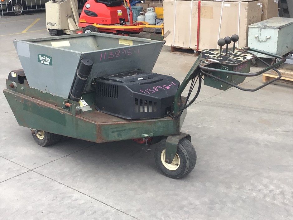 Turfco Topdresser Auction (0008-3022194) | Grays Australia