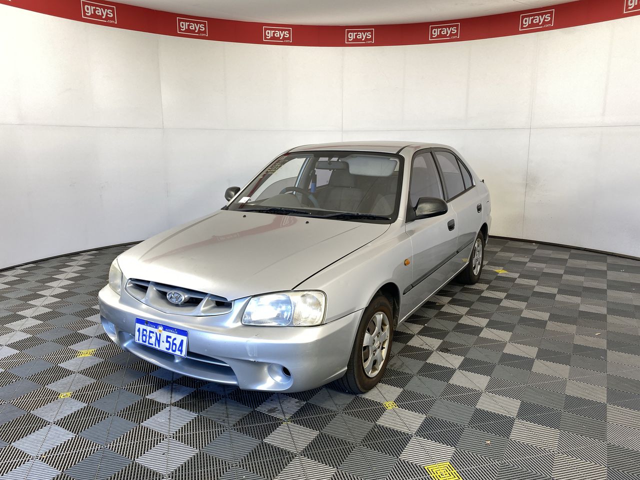 2002 Hyundai Accent GL LS Automatic Hatchback Auction (0001-9032356 ...