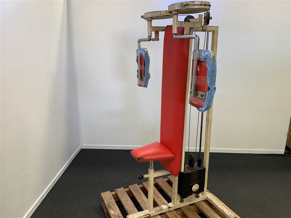 Pectoral Fly Weight Machine Auction (0191-7039446) | Grays Australia