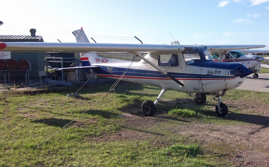 1982 Cessna "Big Boy" C152 Aircraft Auction (0001-9031932) | Grays ...