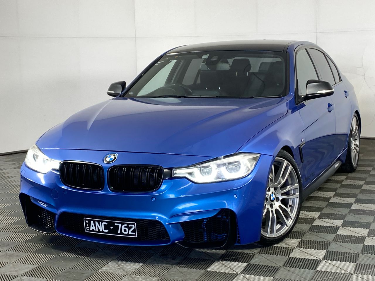 2017 BMW 3 Series 330i F30 LCI Automatic - 8 Speed Sedan (WOVR ...