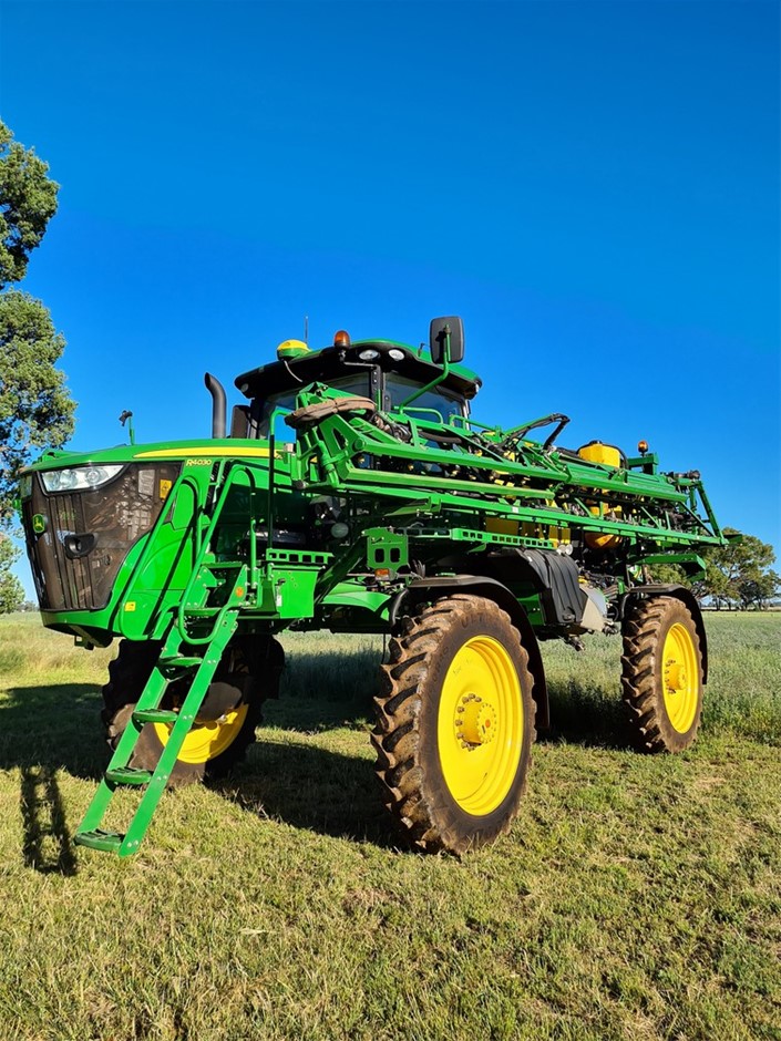 2017 John Deere R4030 Sprayer Auction (0018-5049780) | Grays Australia