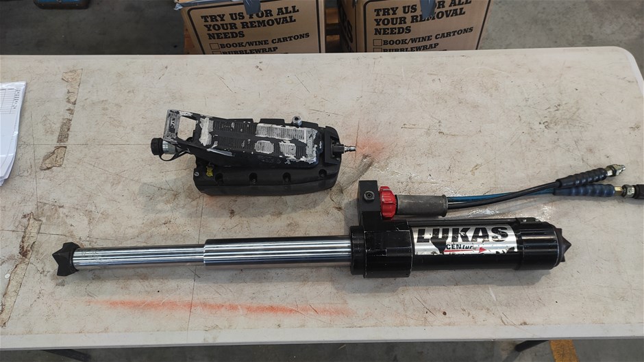 Lukas Hydraulic Ram and Power Pack Auction (0004-9033324) | Grays Australia