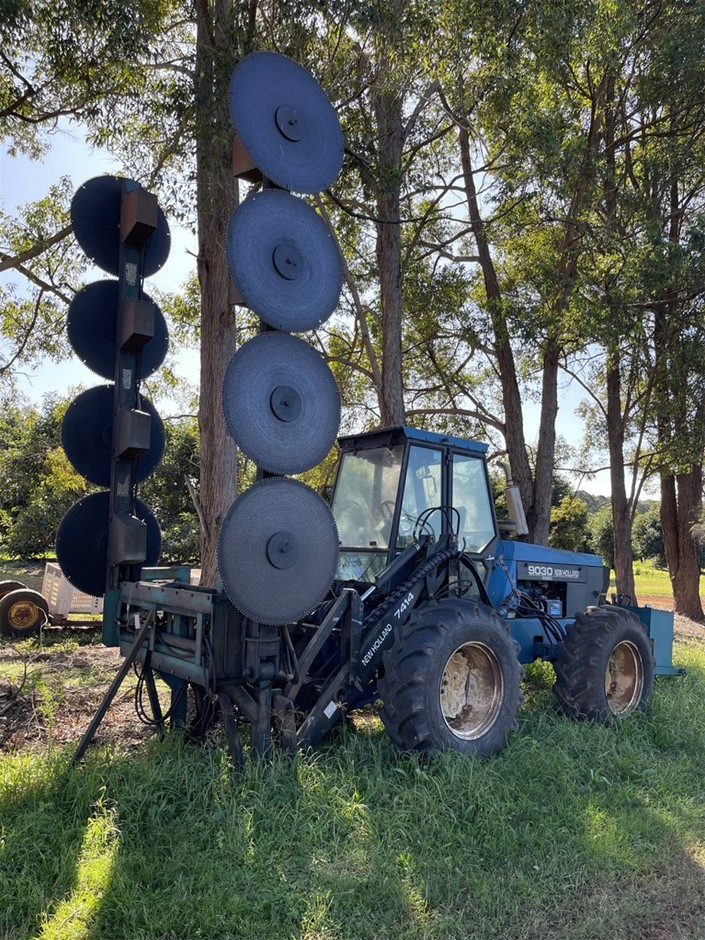 New Holland Versatile 9030 Tractor Auction (0004-7039666) | Grays Australia