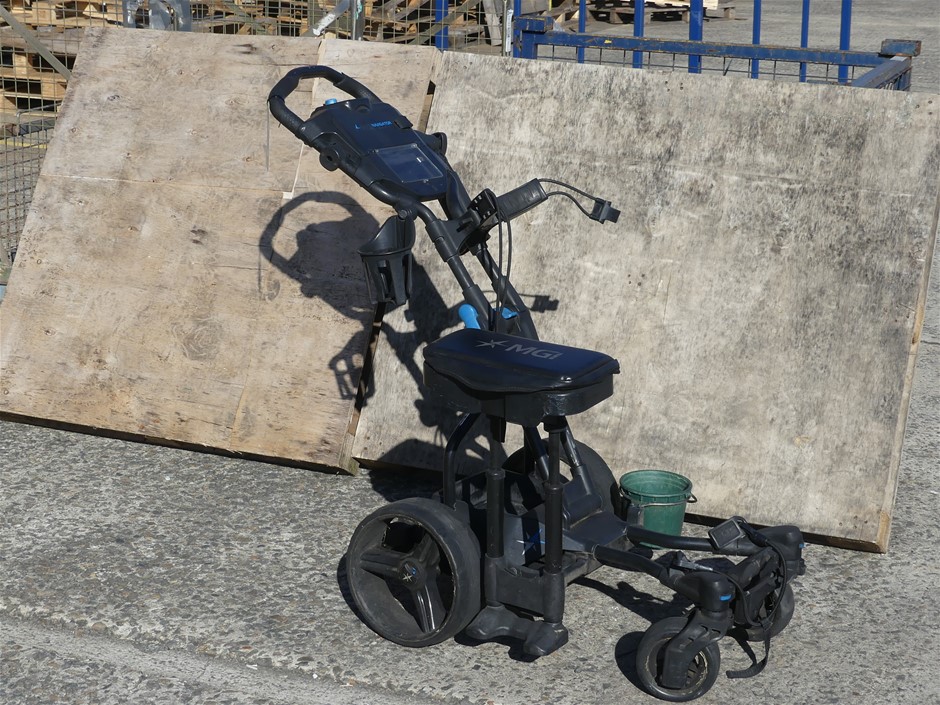 MGI Navigator Quad Gyro Powered Golf Buggy Auction (0175-2186259 ...