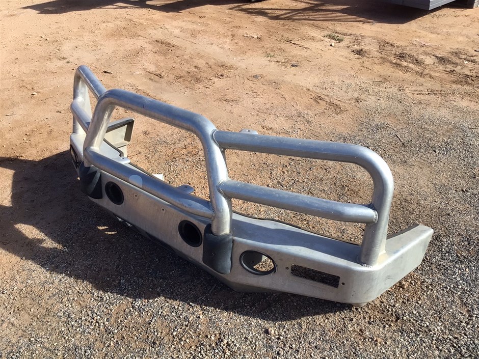 Alloy Bull Bar Auction (0064-3022553) | Grays Australia