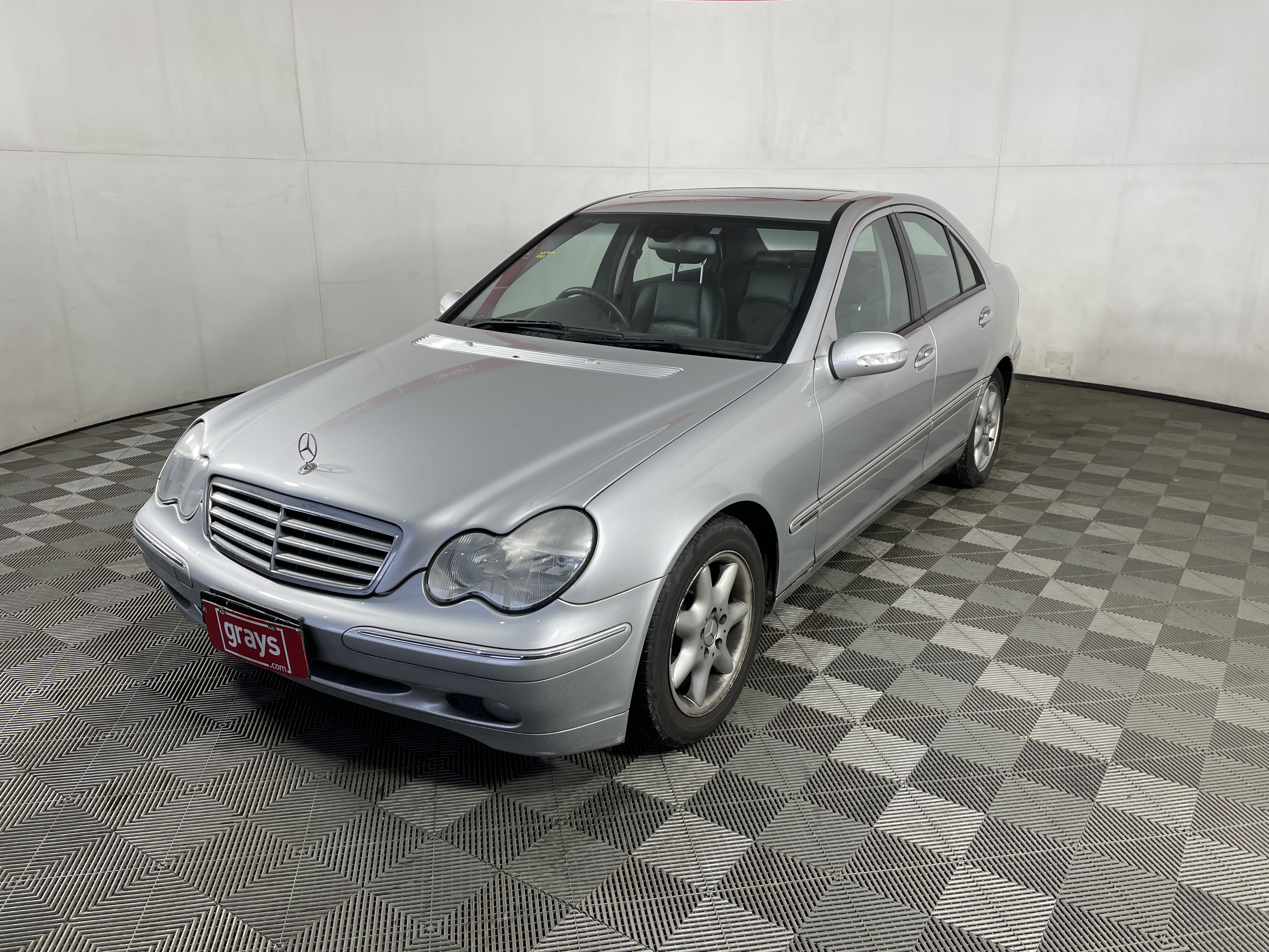2003 Mercedes Benz C240 Classic W203 Automatic Sedan Auction (0001 ...