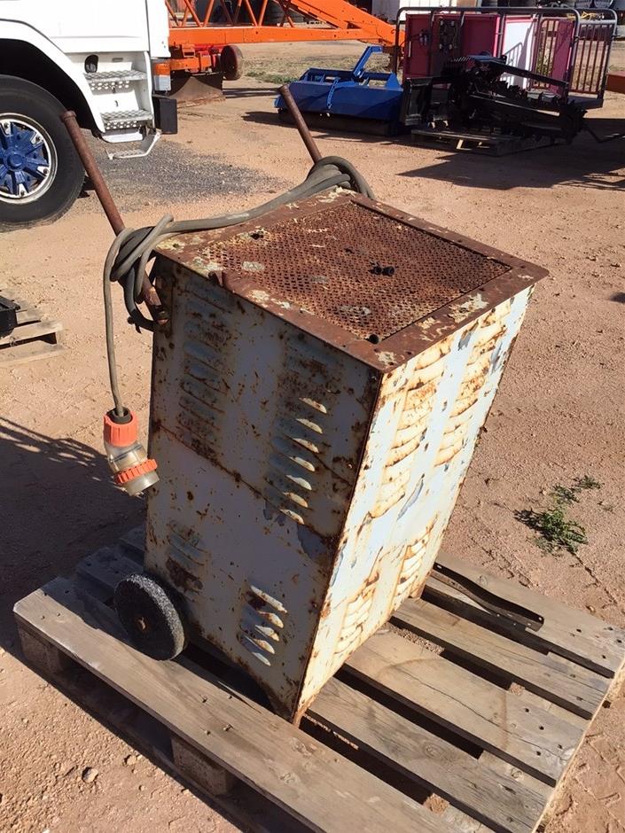 Pilot Arc Welder Auction (0075-3022553) | Grays Australia