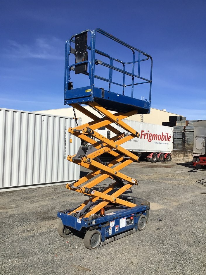 2016 Haulotte Optimum 8 AC Scissor Lift Auction (0005-5049786) | Grays ...