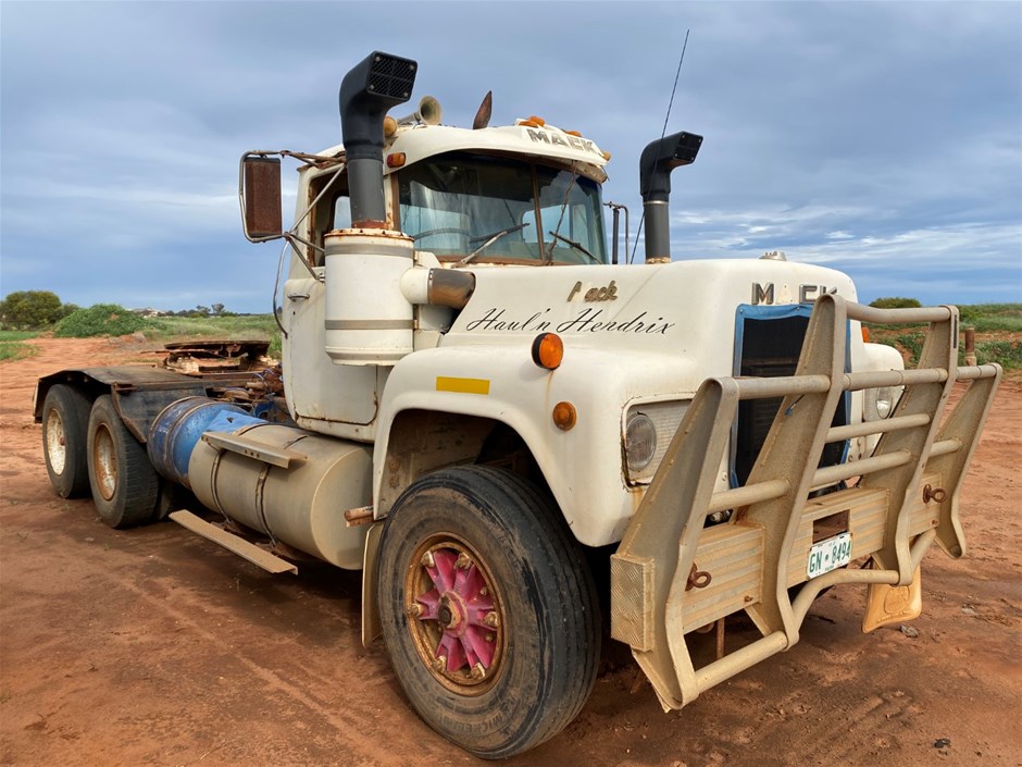 1979 Mack R 6 x 4 Prime Mover Truck Auction (0010-9034412) | Grays ...